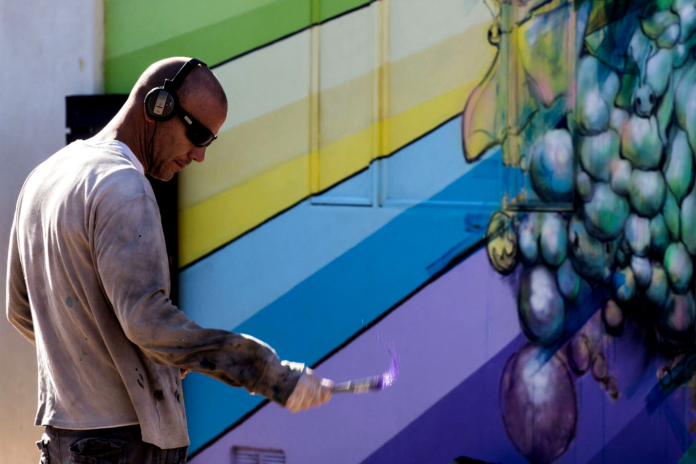 Hidden Gems of Venice: Artist Brian Farrell - Yo! Venice!