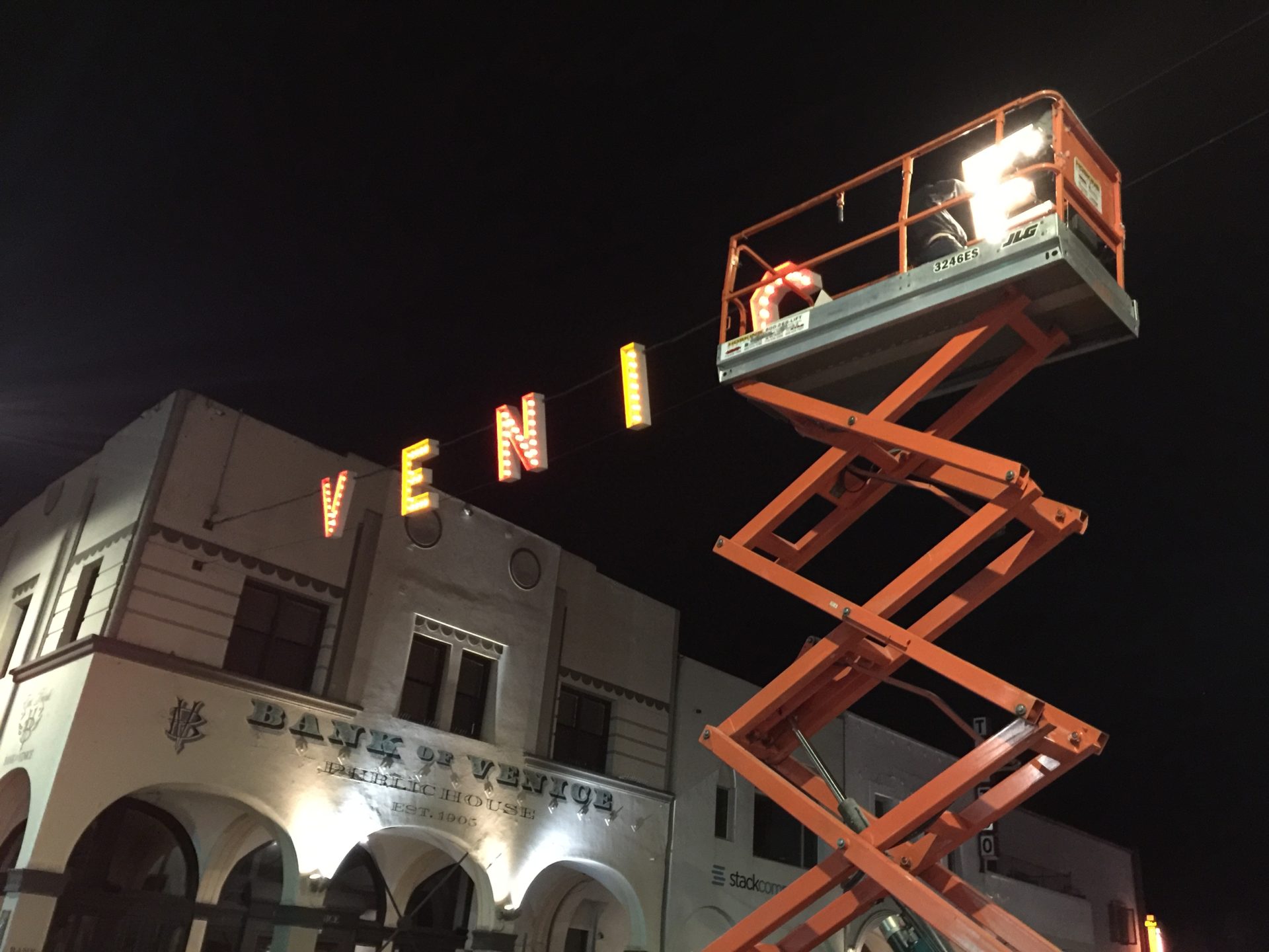 Venice Sign Guy -Yo! Venice