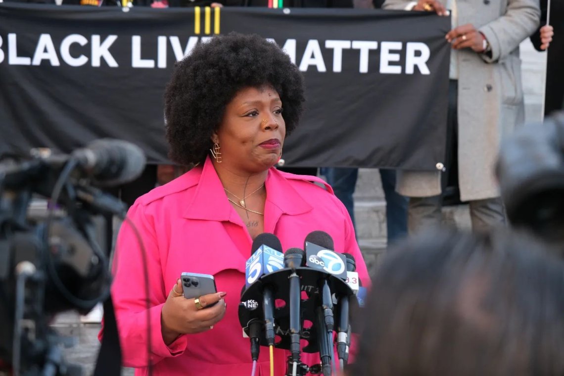Family of Keenan Anderson Gather at City Hall Calling for Police Reform ...