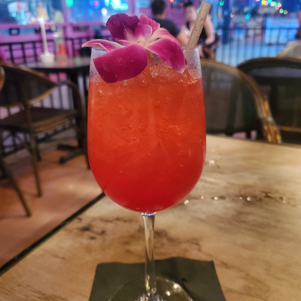 Venice Shorts: Divani Indian Bistro Debuts at Washington Square - Yo ...