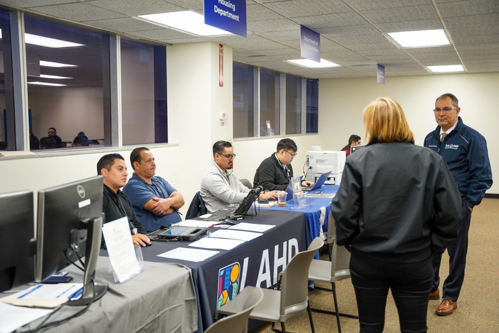 Recovery Center Opens in West LA to Streamline Rebuilding Efforts - Yo ...